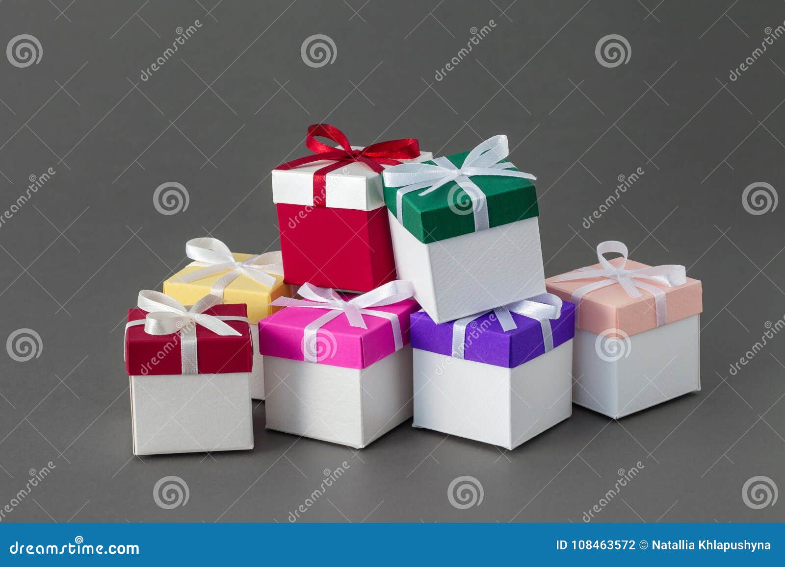 Cajas de cartón para regalos de cumpleaños infantiles